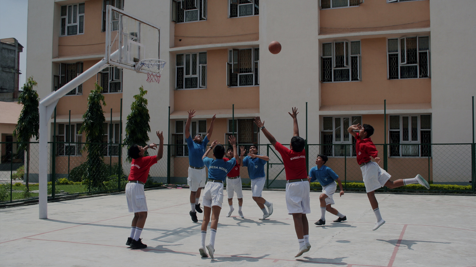Best ICSE English Medium School Near North Kolkata