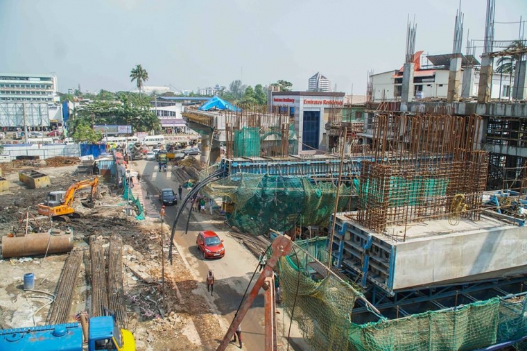 KMRL road widening – Kochi Metro Rail Ltd.