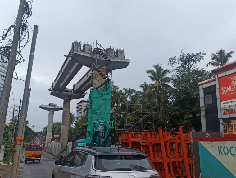 p1036-p1037 - Kochi Metro Rail Ltd.