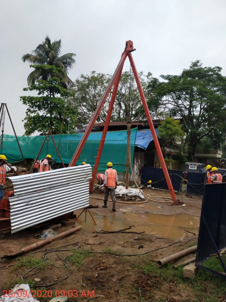 20200925- Eloor site piling on 25-09-2020 – Kochi Metro Rail Ltd.
