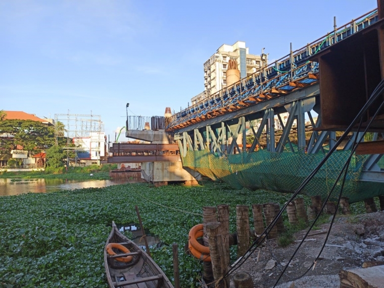 ROB Girder (P1-P2)- G4 Concreted – Kochi Metro Rail Ltd.