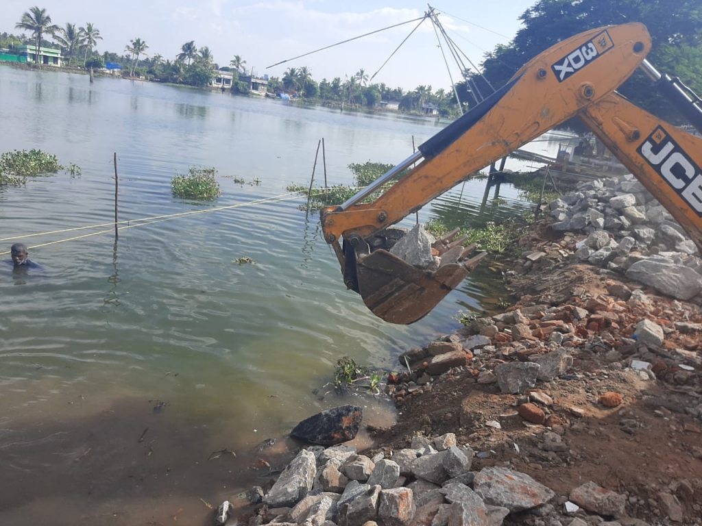 20201211- Mulavukad North shore protection work in progress-8-12-2020 ...