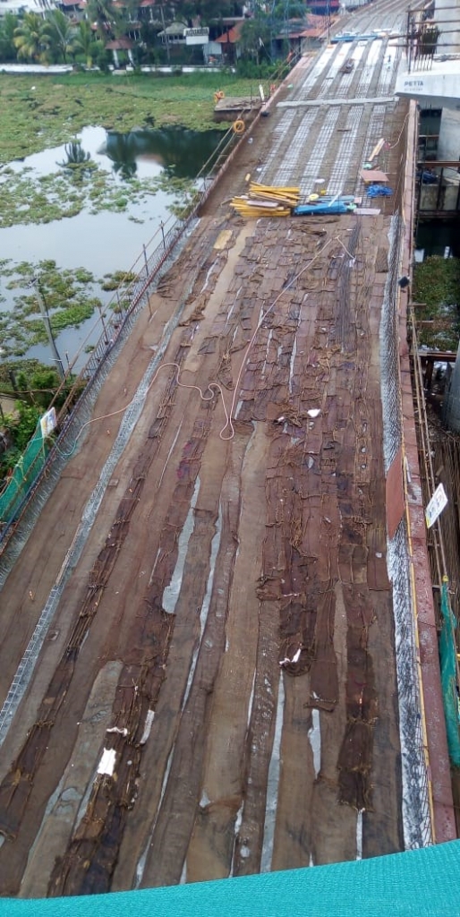 ROB Deck slab A1-P1 Completed- 17.12.2020 – Kochi Metro Rail Ltd.