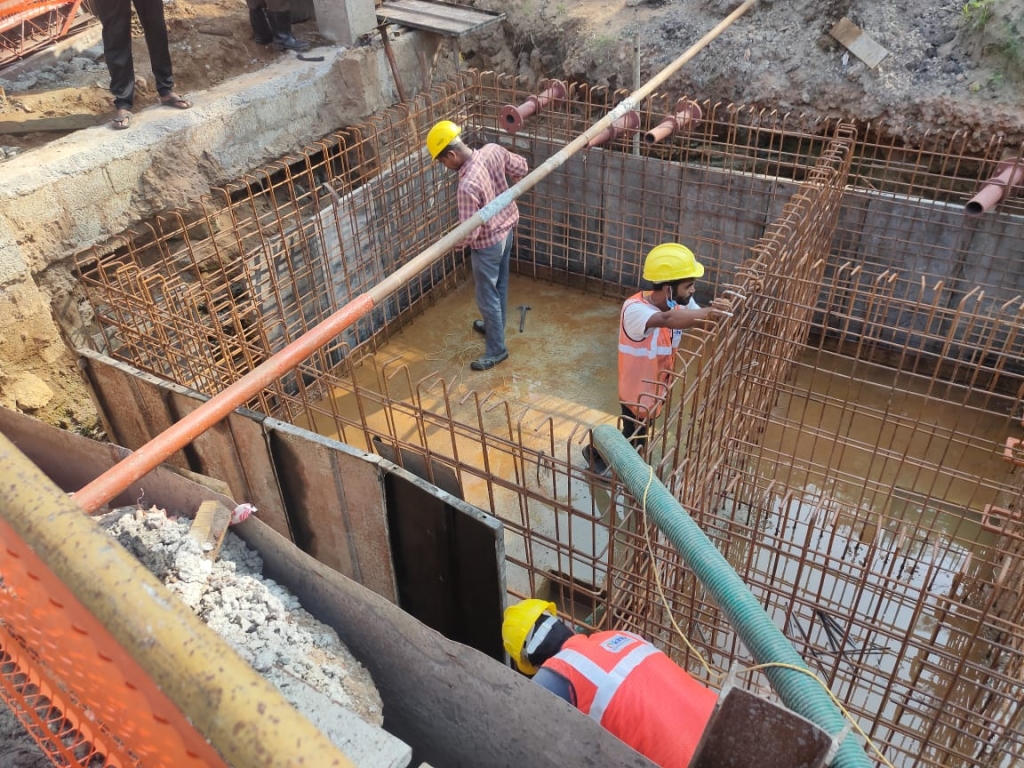 20210122- Eloor terminal UG sump casting in progress on 20-01-2021 ...