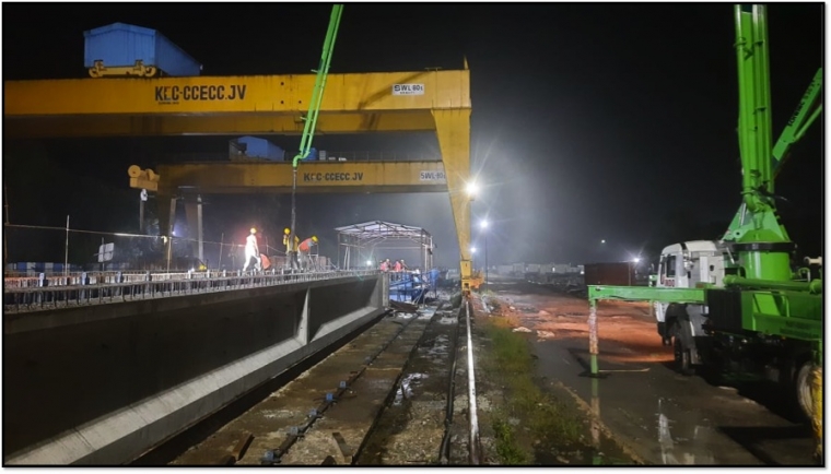 P1075-P1076-G4 Concreting in Progress – Kochi Metro Rail Ltd.