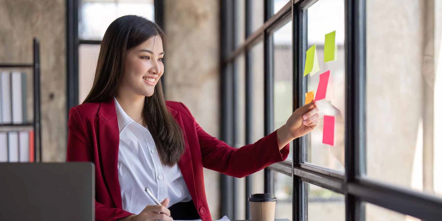 How To Set SMART Goals and Achieve Your Goals