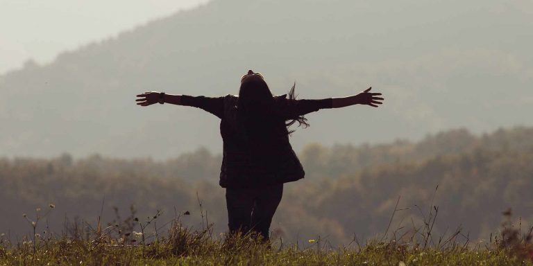 Embracing Somatic Hеaling:Thе Body Connеction