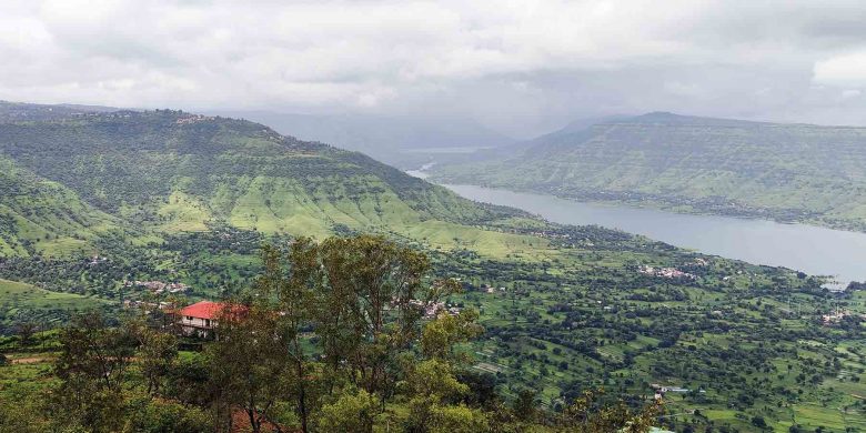 Bollywood's Beloved Panchgani: Discover Scenic Haven