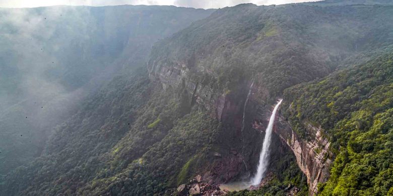 Top Tourist Places in Cherrapunji & Things to Do